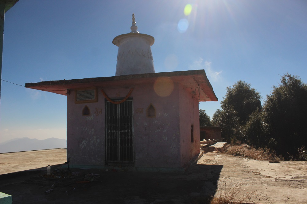 पिथौरागढ़ का लम्बकेश्वर महादेव मंदिर - Kafal Tree Kafal Tree