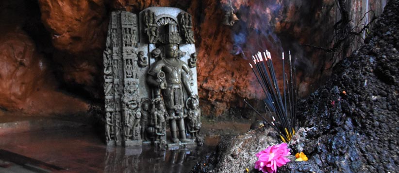 गणानाथ मन्दिर की अलौकिक विष्णु प्रतिमा - Kafal Tree